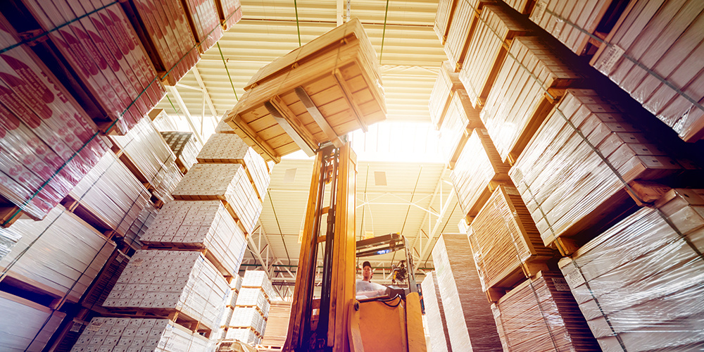 How The Wrong Pallet Could Jeopardize Your Warehouse Safety